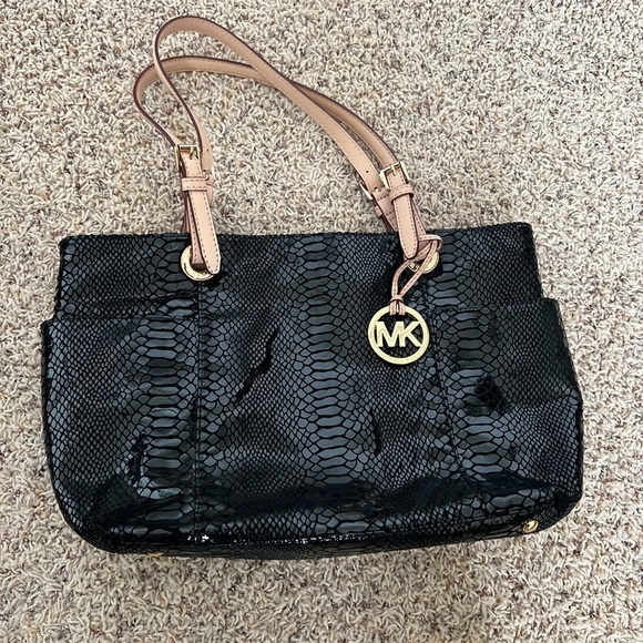 Michael Kors | Bags | Michael Kors Black Snake Print Leather Tote ...